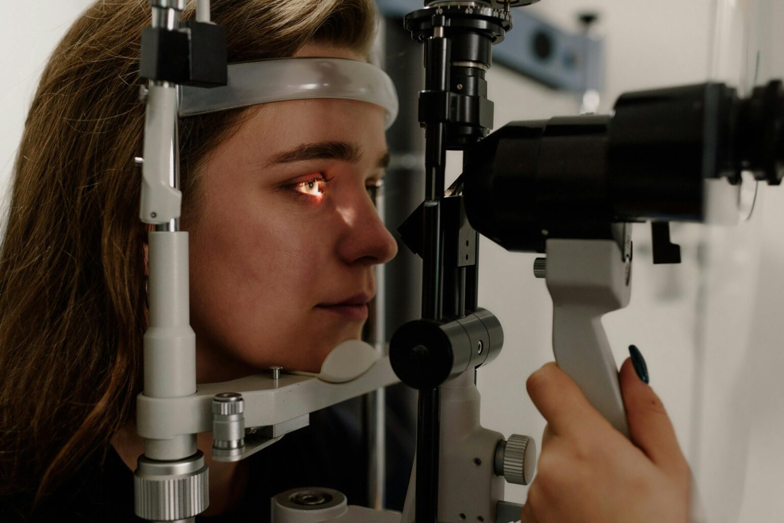 The Critical Role of Vision Specialists in IIH Care - IIH Hub
